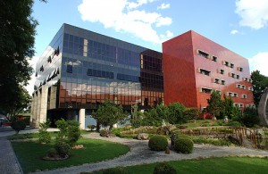 PUC-PR: Conheça a universidade e seus cursos de graduação